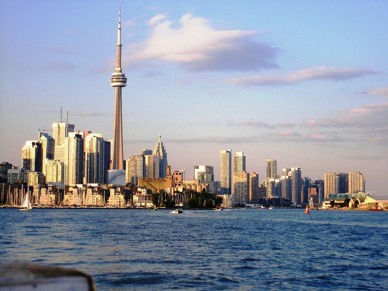 ¡CUN y CDMX a Montreal, regresa de Toronto $3,016! | Vuelax